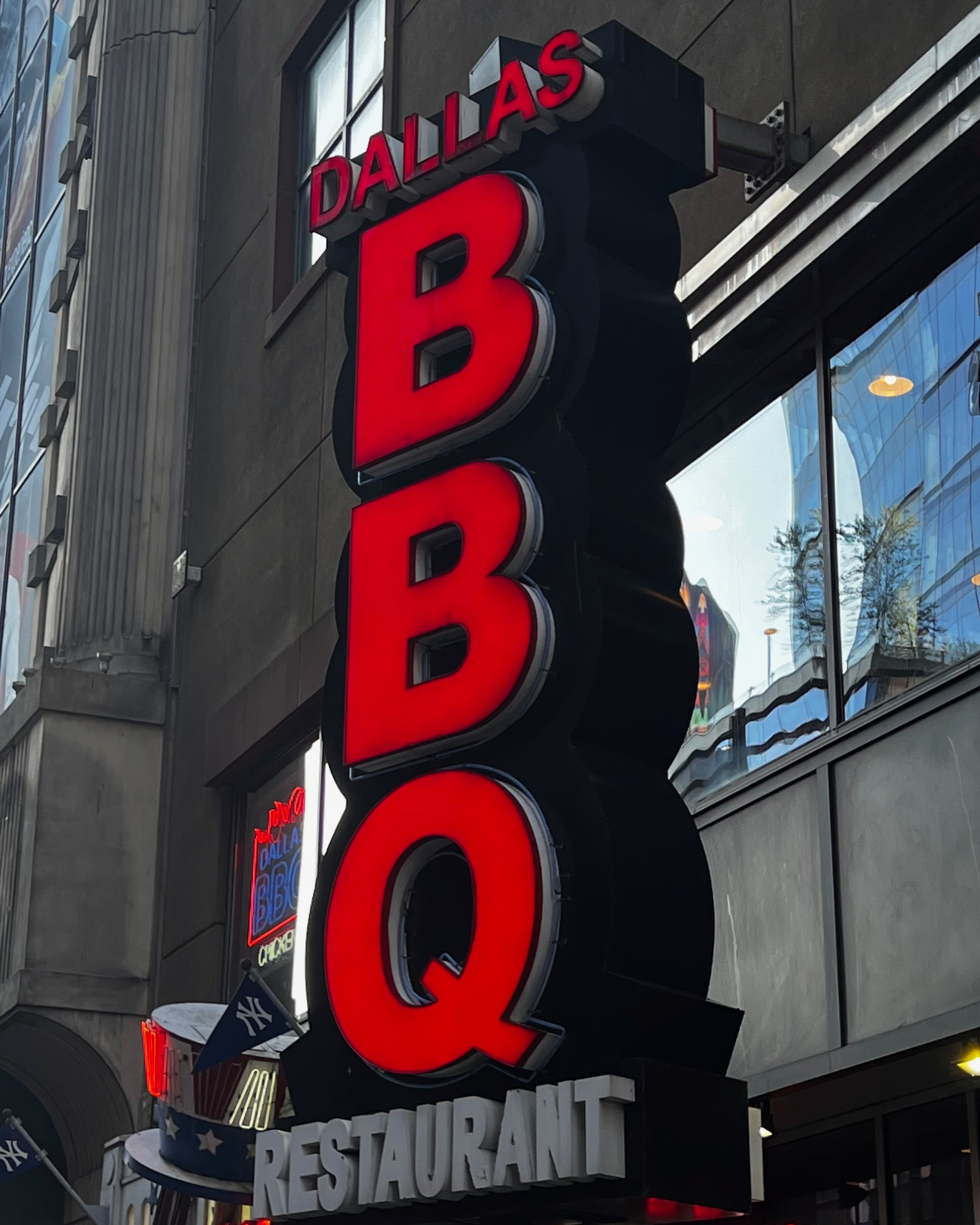 Dallas BBQ | All Tickets Inc.